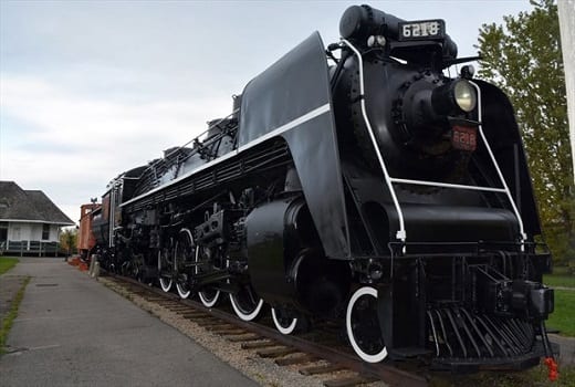 Fort Erie Railway Museum - 1000 Towns of Canada