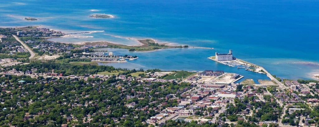 Collingwood | Ontario - 1000 Towns of Canada