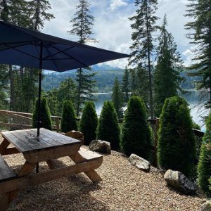 Blind Bay Hideaway - Blind Bay | British Columbia - 1000 Towns of Canada