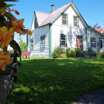 Maison du Frère-Moffet - Ville-Marie | Quebec - 1000 Towns of Canada