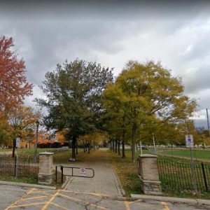 Aurora Town Park - Aurora | Ontario - 1000 Towns of Canada