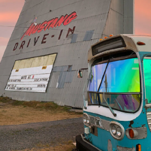 Mustang Drive-in PEG - Bloomfield | Ontario - 1000 Towns of Canada