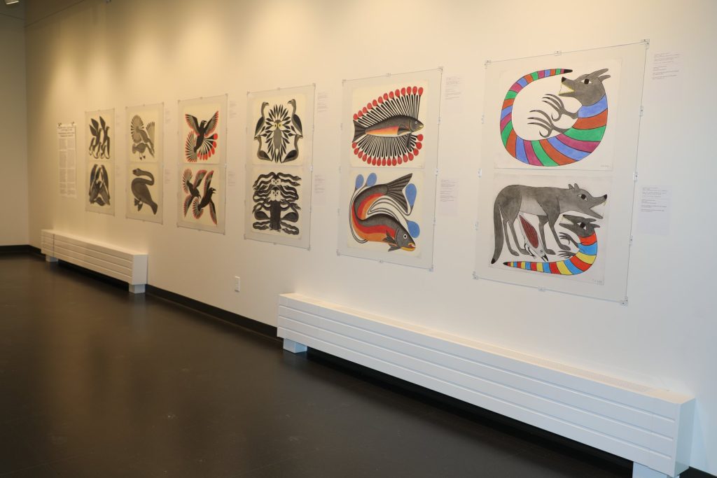 Kinngait | Nunavut - 1000 Towns of Canada