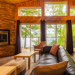 Blue Moon Retreat - Combermere | Ontario - 1000 Towns of Canada