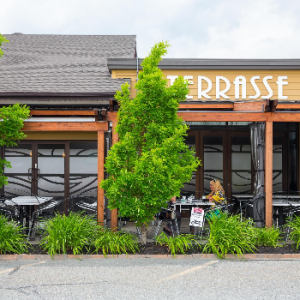 Hôtel Resto Bar Le Journel - Saint-Joseph-de-Beauce | Quebec - 1000 ...