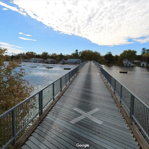 Swing Bridge - Fenelon Falls | Ontario - 1000 Towns of Canada